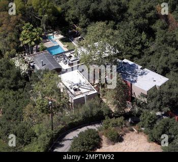 Exclusive!! Demi Moore's newly renovated Beverly Hills home in Ca ...