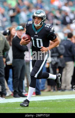 Philadelphia Eagles wide receiver Mack Hollins (16) fist bumps a eagles ...