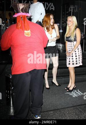 EXCLUSIVE!! Former "The Bachelor: Rome" star Erica Rose wears a funky ...