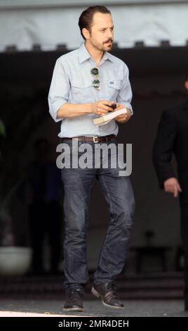 EXCLUSIVE!! Actor Giovanni Ribisi looks trim in a blue shirt and jeans ...