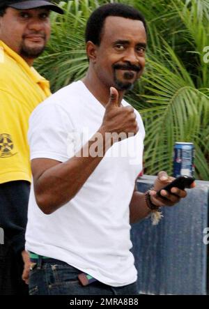 EXCLUSIVE!! Actor and comedian Tim Meadows gives the thumbs up on the ...