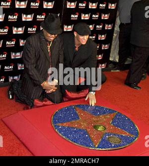 Joe Jackson Joe Jackson receives a Brenden Celebrity Star prior to a ...