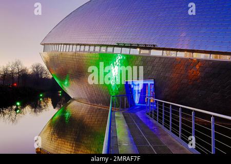 Illuminated Science Center Universum, Technology Centre, Bremen ...