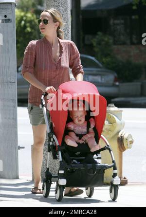 Exclusive!! Tobey Maguire's fiancŽe, Jennifer Meyer, and thier cute ...
