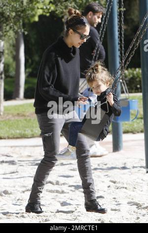 Jessica Alba and Honor Marie Warren make a donation to Baby2Baby in Los ...