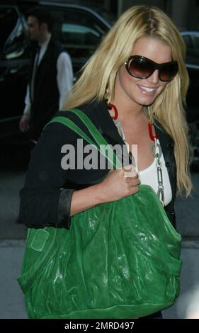 Jessica Simpson returns to her Manhattan hotel, New York, NY, 06/10/08 ...