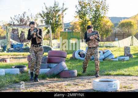 Young lovers play cs Stock Photo - Alamy