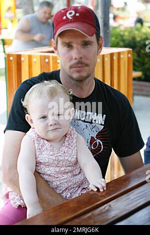 Exclusive!! "Entourage" actor Kevin Dillon enjoys a family day with his ...