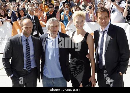Clive Owen, Robert De Niro, Yvonne Strahovski, Jason Statham, and ...