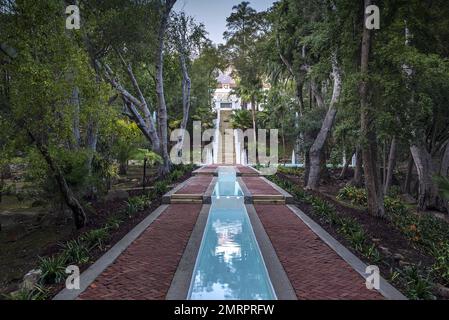 EXCLUSIVE!! The legendary home featured in the wedding scene of the ...