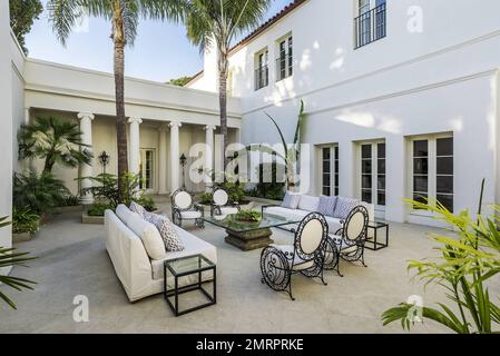 EXCLUSIVE!! The legendary home featured in the wedding scene of the ...