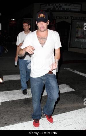 Mark McGrath Sugar Ray frontman leaving Barneys New York after shopping ...