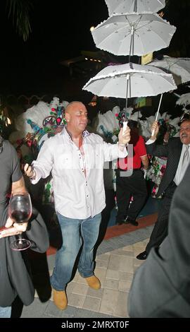 Restaurant owner Steve Martorano (L) appears at the "Fantastico" grand ...