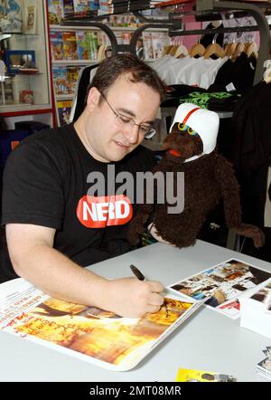 Puppeteer Dan Milano and Warren 'The Ape' Demontague from the MTV show ...