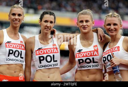 The Polish 4x400m Women's Relay Team Iga Baumgart, Martyna Dabrowska ...