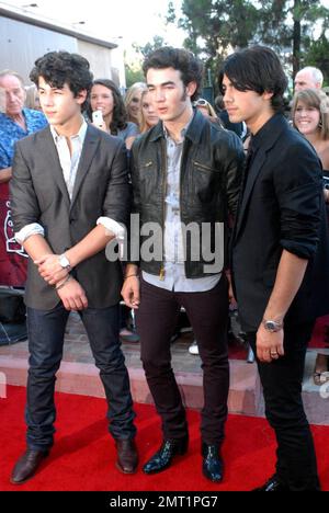 Kevin Jonas Disney's City of Hope Benefit Concert held at the Universal ...