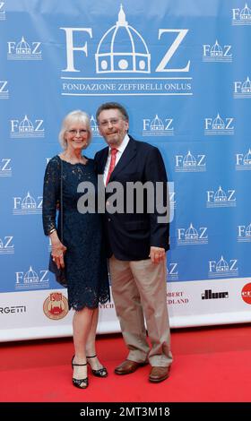 Robert Powell British actor wife Babs Powell of dance troupe Pans ...