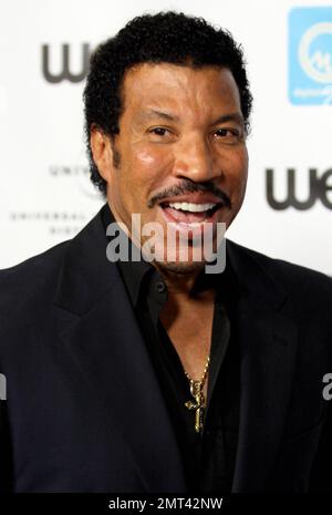 Singer Lionel Ritchie arrives at the NARM 2012 Music Biz Awards held at ...