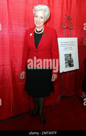 Lee Meriwether who played Lily Munster is seen here at the Nationals ...