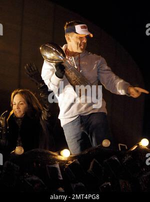 Super Bowl Trophy during victory ceremony Stock Photo - Alamy