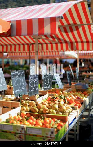Saint Roch open air market, Nice, Alpes Maritimes, 06, Cote d'Azur ...
