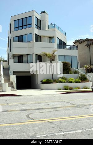 EXCLUSIVE!! General views of Pau Gasol's California beach house. Gasol ...