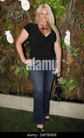 Robin Coleman ("Hellga" from American Gladiators) at the Pineapple ...