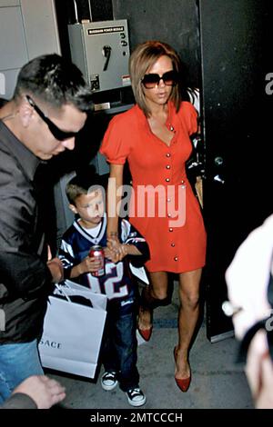 Victoria Beckham and her Pal Eva Longoria shop together at Dolce ...