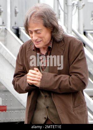 EXCLUSIVE!! Comedian and actor Richard Lewis wears a baggy brown suit ...