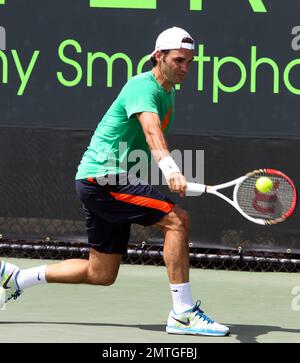 Roger Federer warms up for the Sony Ericsson during practice. He signed ...