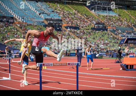 Yasmani Copello participating in the 400 meters hurdles at the World ...
