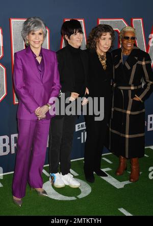 (L-R) Jane Fonda, Diane Warren, Lily Tomlin and Dionne Warwick at the ...