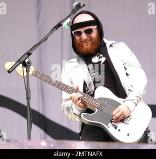 Mikey Demus of the Welsh rock reggae metal band Skindred performs live ...