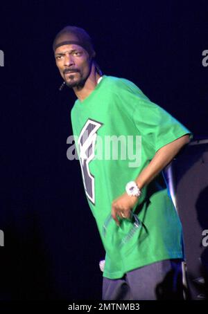 - RUSSIA OUT. Snoop Dogg performs live in Moscow, Russia. 8/27/09 Stock ...