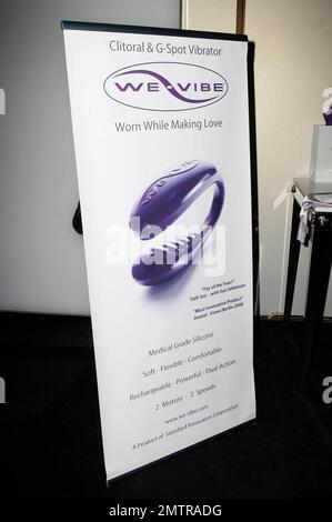 We-Vide sign at the 2009 Academy Awards Red Carpet Style Lounge in ...