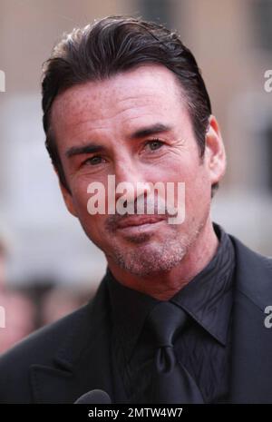 Gary Stretch walks the red carpet at the world premiere of "The Heavy ...
