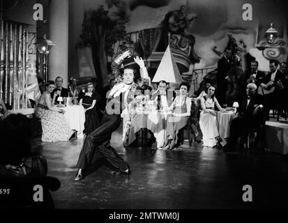 Premier Bal Year: 1941 - France Director: Christian-Jaque Shooting ...