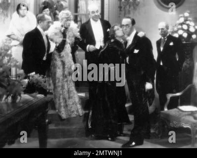 Compartiment de Dames Seules Year: 1934 - France Armand Bernard, Janine ...