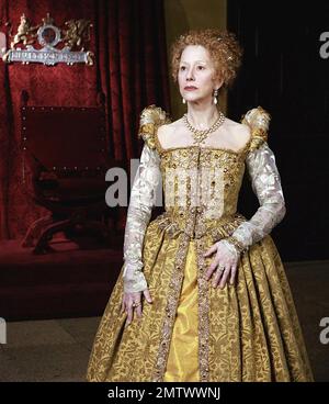 Elizabeth I (Mini Series) Year : 2005 UK / USA Director : Tom Hooper ...
