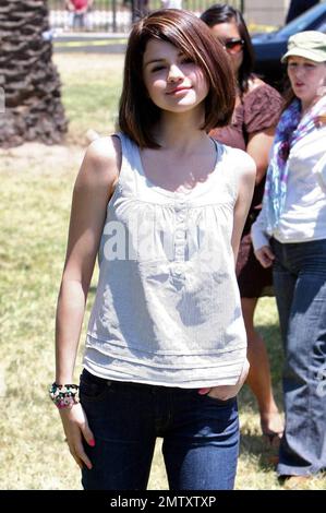 Selena Gomez at the Elizabeth Glaser Pediatric AIDS Foundation 20th ...