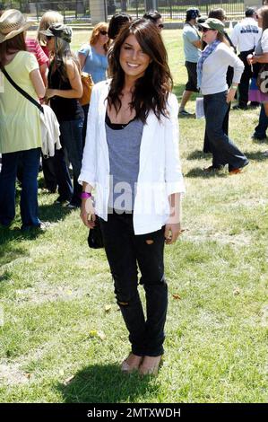 Shenea Grimes at the 20th Aniversary of A Time For Heroes Celebrity ...