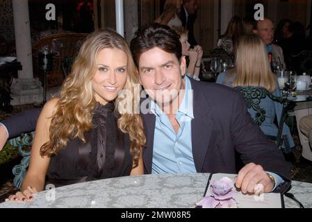 Exclusive!! Actor Charlie Sheen and girlfriend Brooke Mueller and ...