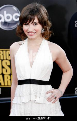 Demi Lovato - 2008 American Music Awards at the Nokia Theatre in Los ...