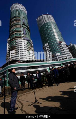 The tallest building in Korea and the Han River Stock Photo - Alamy