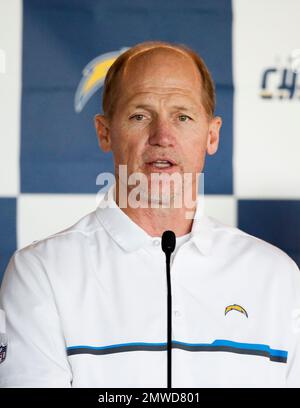 Los Angeles Chargers offensive coordinator Joe Lombardi before an NFL ...