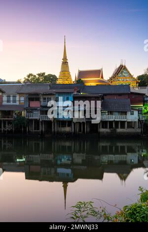 Chanthaburi Riverfront, Chanthaburi, Thailand Stock Photo - Alamy