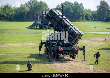 Cammin, Germany. 27th Aug, 2019. Federal President Frank-Walter ...