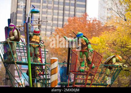 Teenage Mutant Ninja Turtles character Leonardo visits One World ...