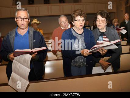 NIGHT AND DAY, front from left: Cary Grant, Jane Wyman, 1946 Stock ...