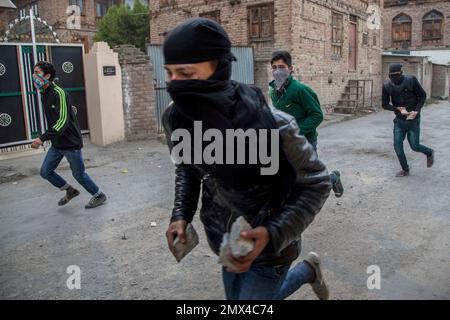 Police run after stone throwing Arab youth in the narrow alleys of the ...